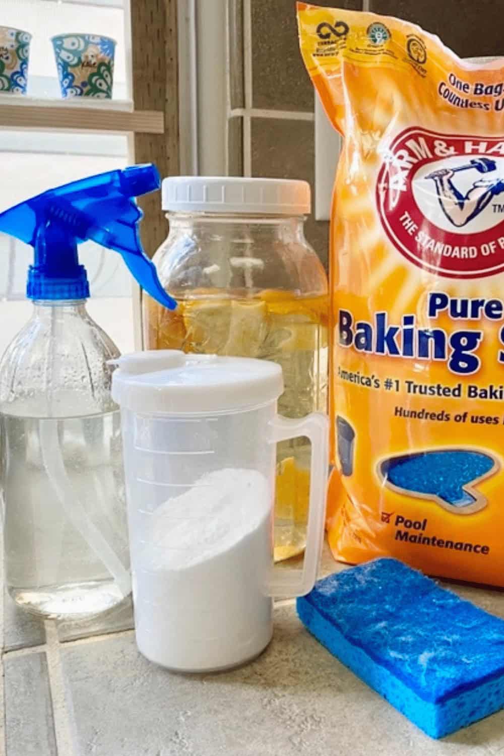 Natural Kitchen Sink Cleaner - Homemaker On A Budget
