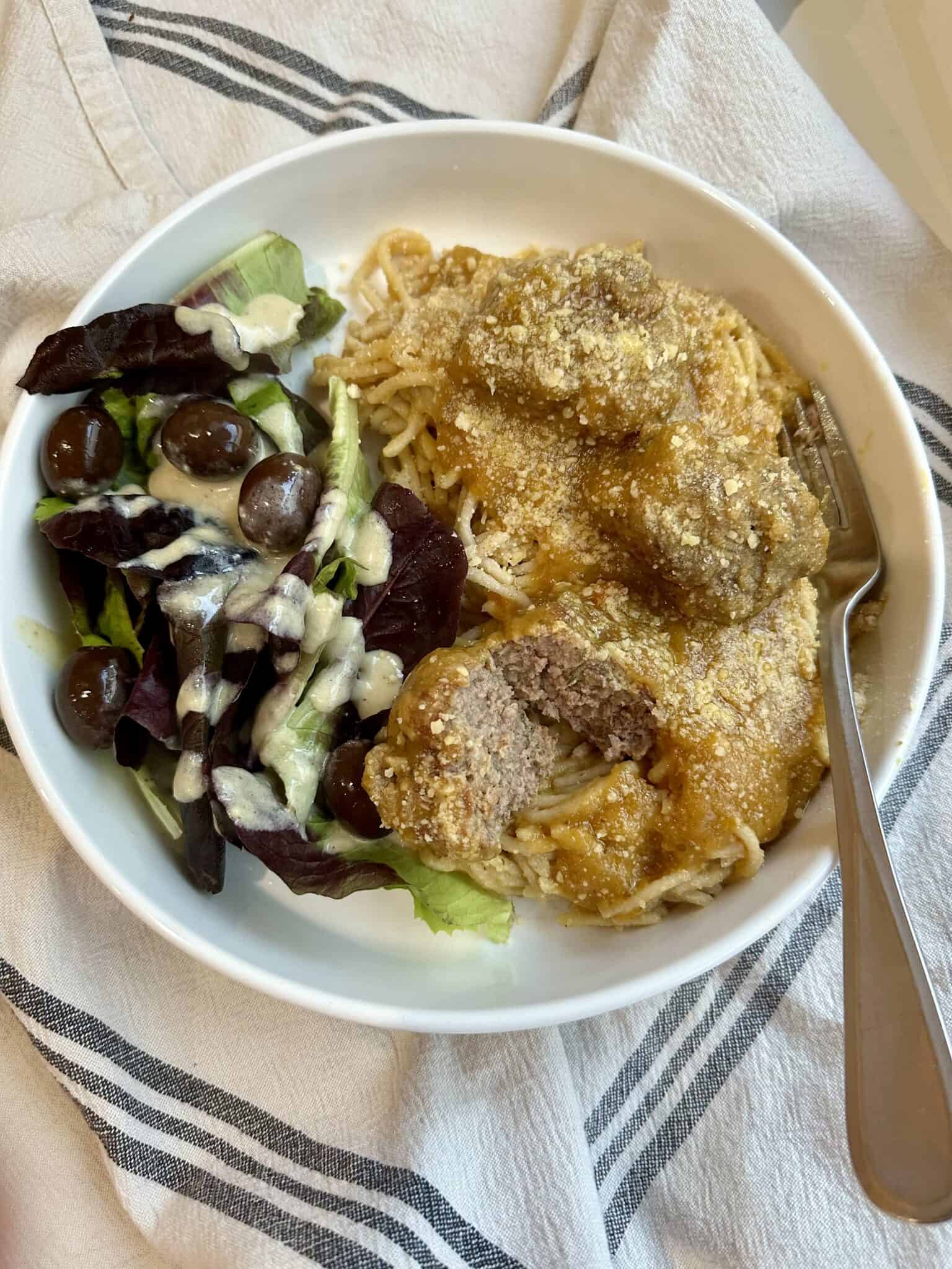 Simple Boiled Apples - Homemaker On A Budget